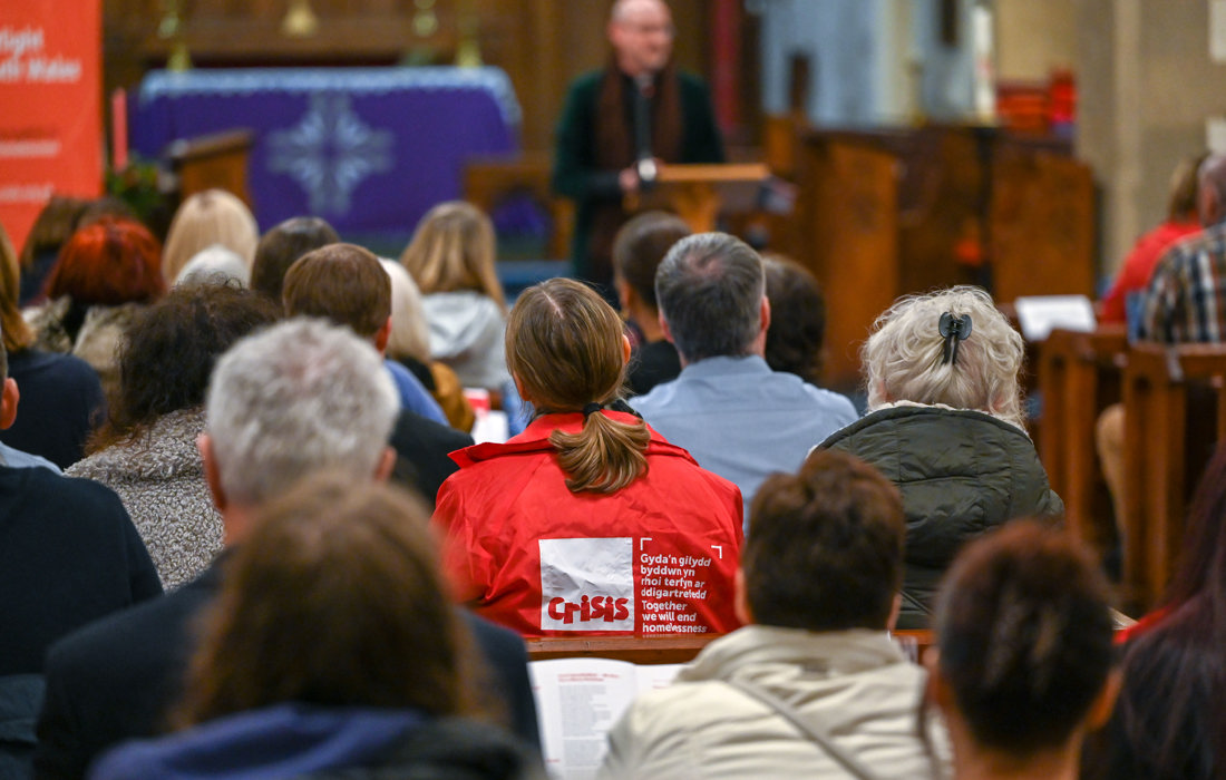 Christmas Carol Service in South Wales | Crisis UK